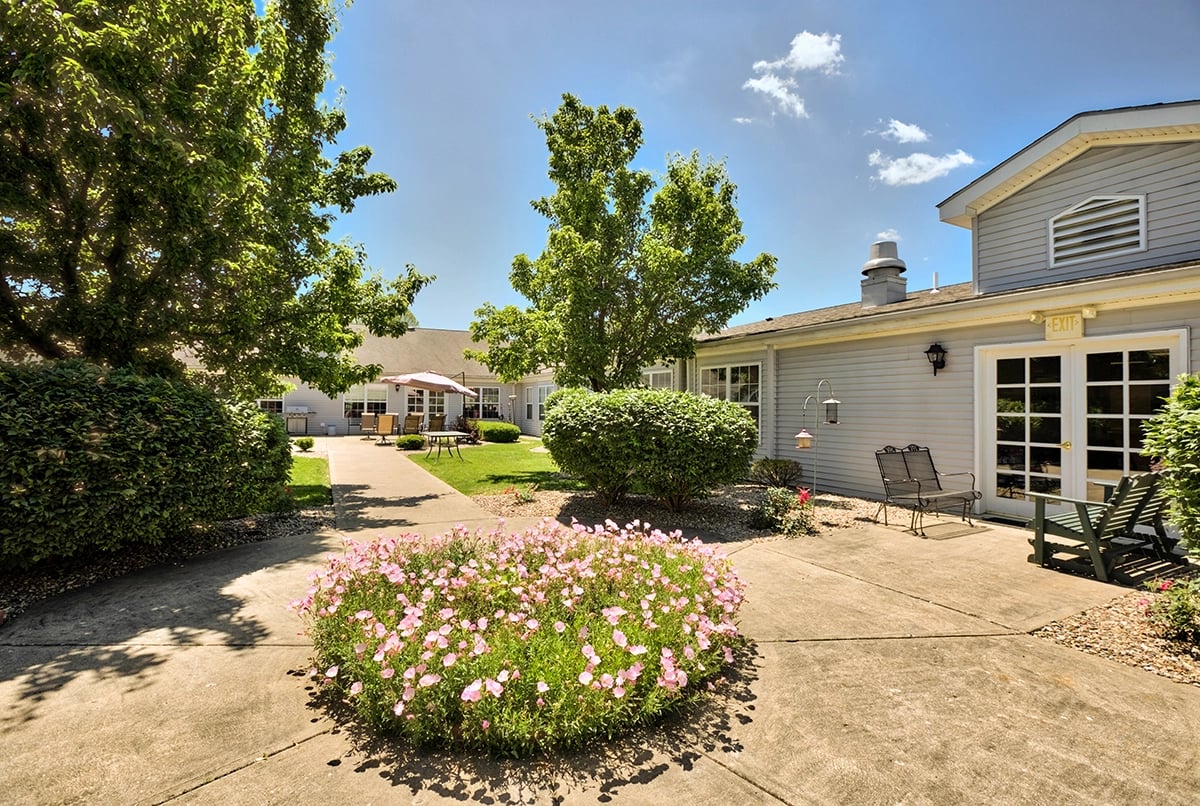 Senior Living Cambridge, OH | Cardinal Place Assisted Living